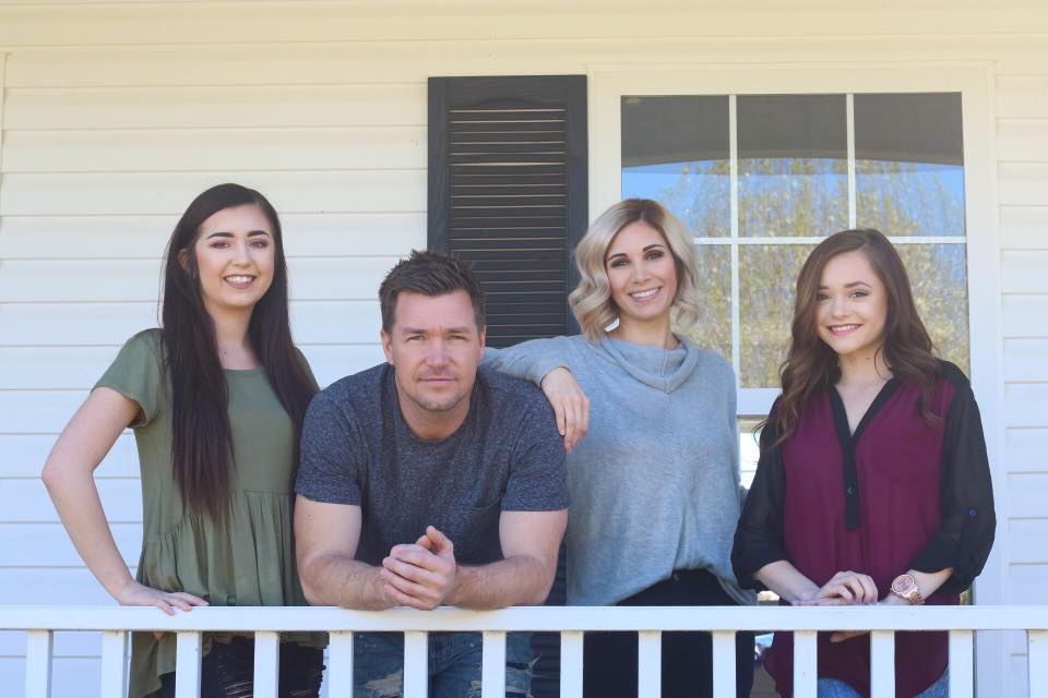 Bryon Bos Interview - Singer / Songwriter - Everyone Loves Guitar #58 ...