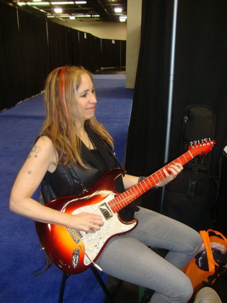 Jane Getter Interview - Everyone Loves Guitar #244 - Everyone Loves Guitar