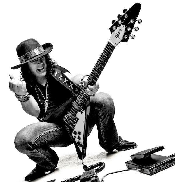 Anthony Gomes Interview - Everyone Loves Guitar - Everyone Loves Guitar