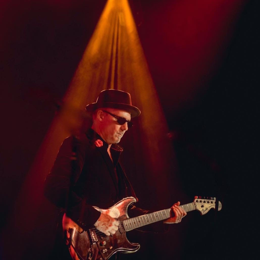 Grant Tye Interview - Everyone Loves Guitar - Everyone Loves Guitar