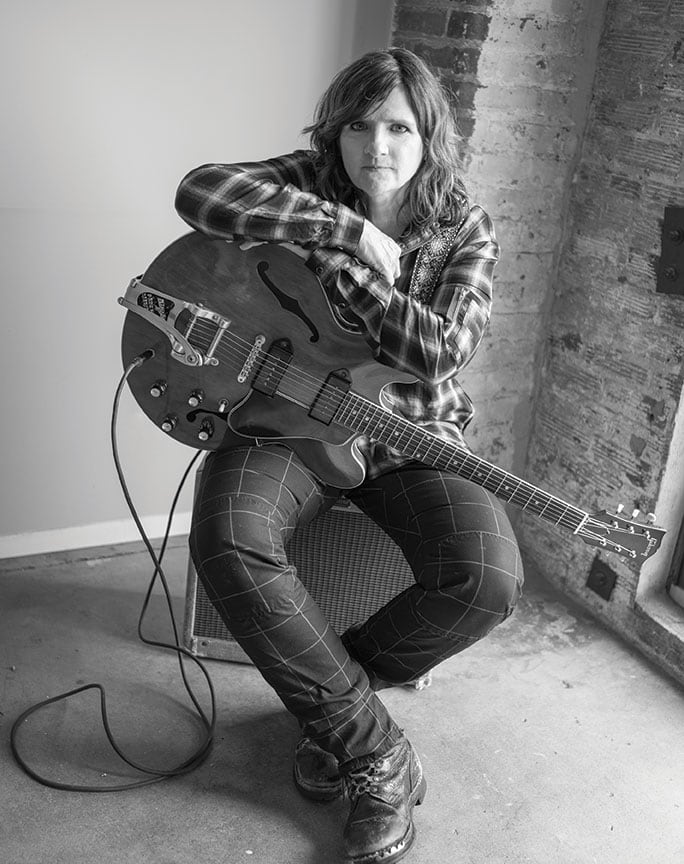 Amy Ray Interview - Everyone Loves Guitar - Everyone Loves Guitar