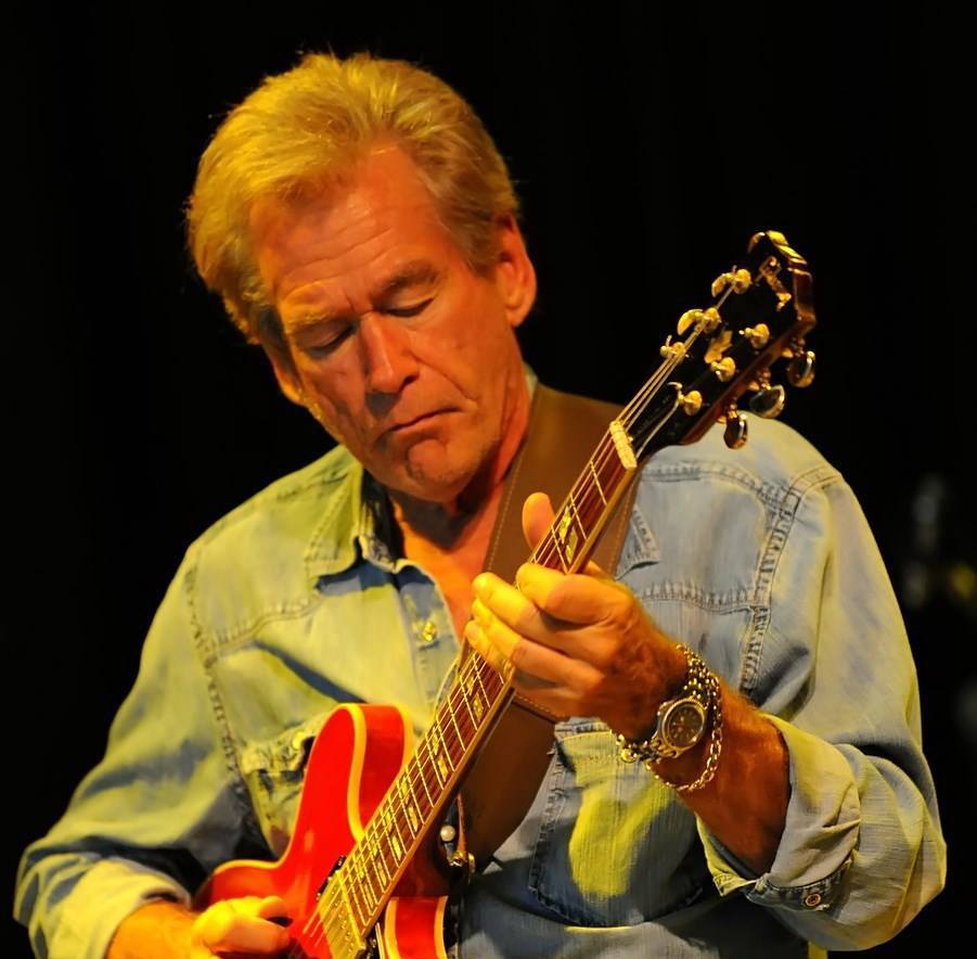 Bill Champlin Interview - Sons of Champlin, Chicago - Everyone Loves Guitar