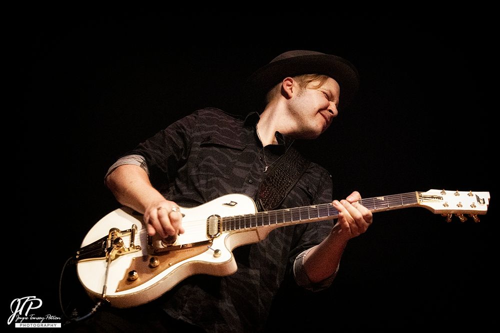 Eric Johanson Interview - Everyone Loves Guitar