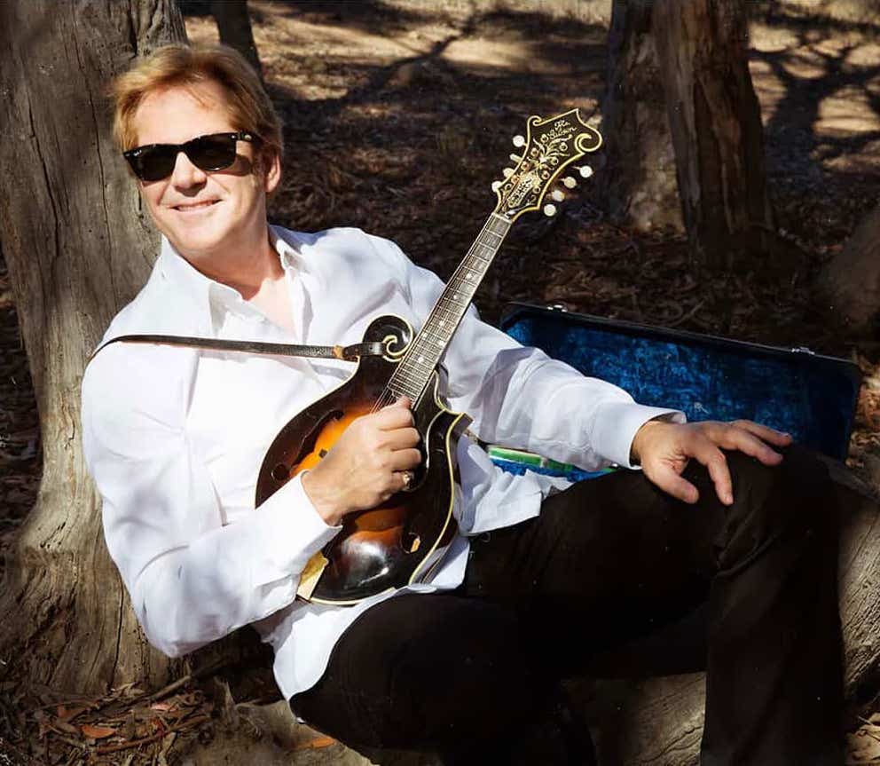 John Jorgenson Interview - Solo, Desert Rose Band, Hellecasters ...