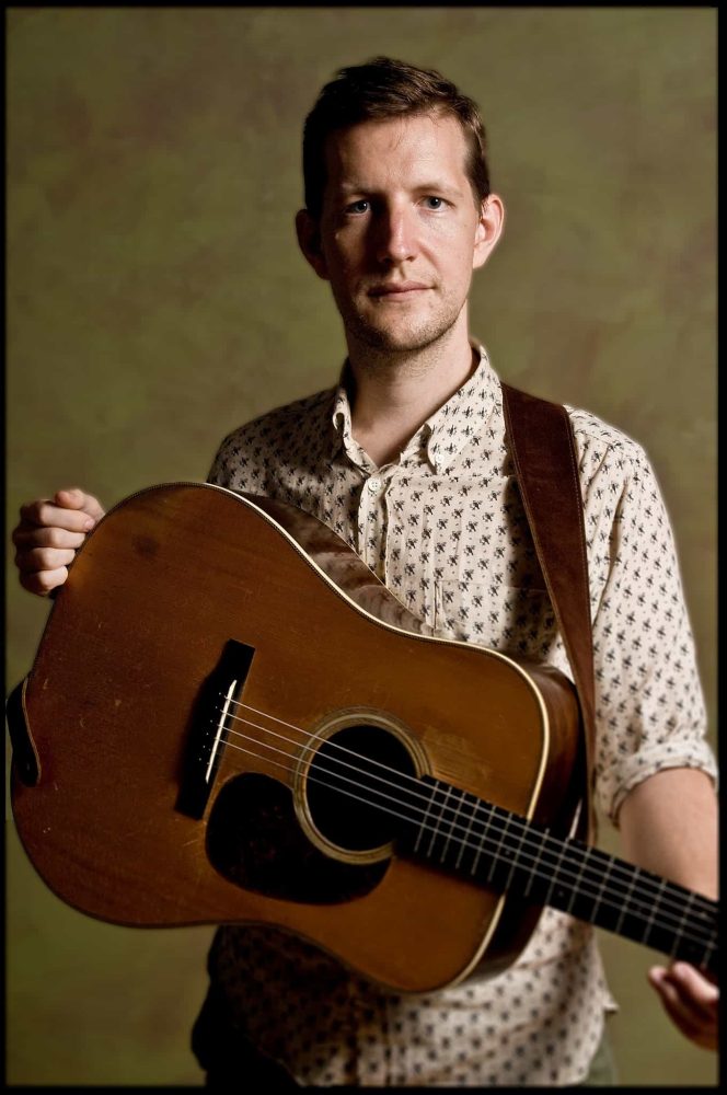 Chris Eldridge Interview - Punch Brothers, Julian Lage - Everyone Loves Guitar