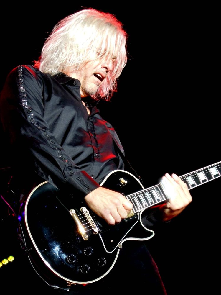 Jimmy Leahey Interview - Dennis DeYoung - Everyone Loves Guitar